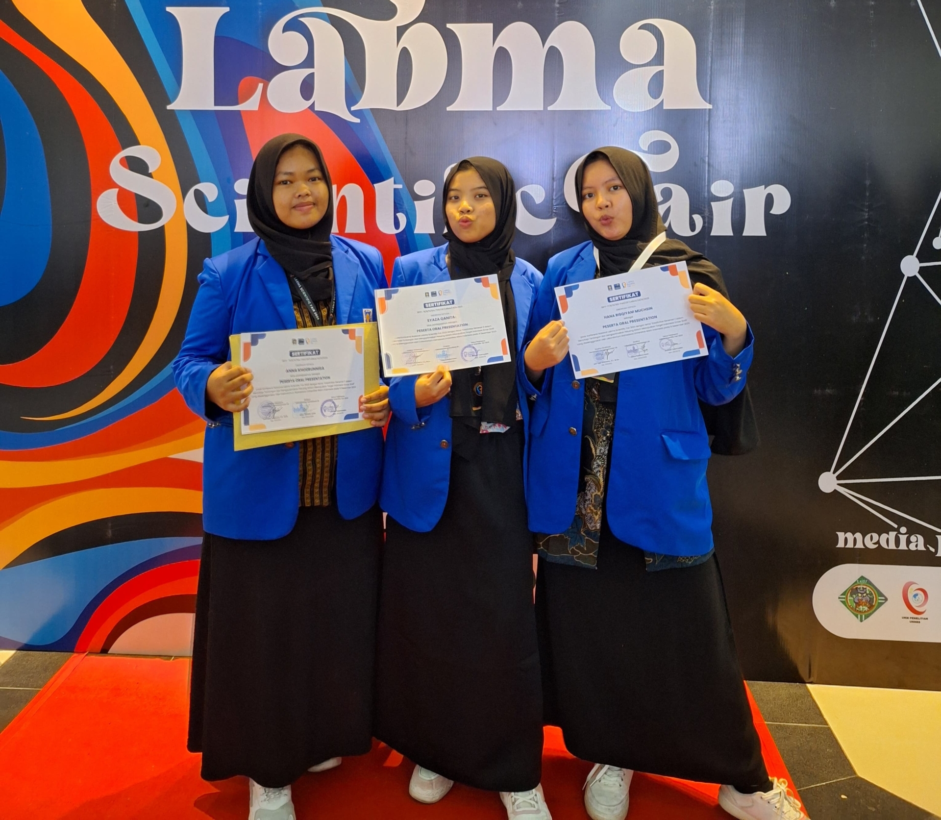 Syaza, Ikuti Final Presentation LSFUII2023 - Jurusan Farmasi