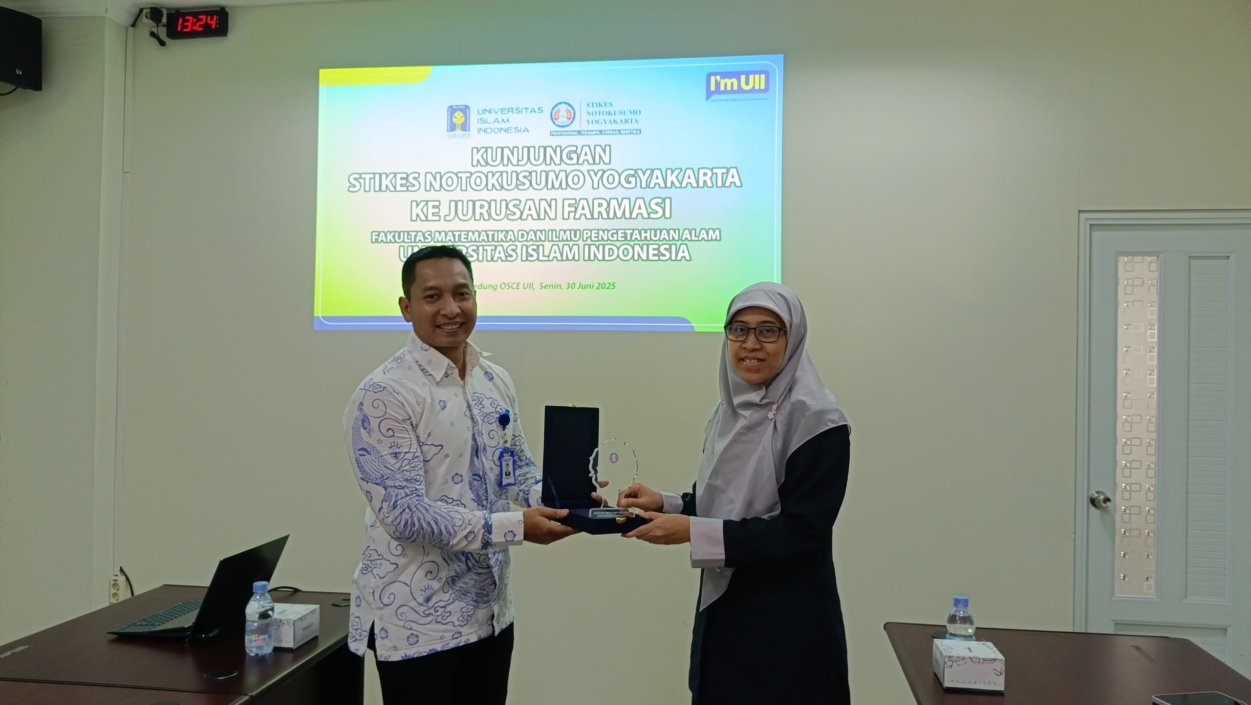 Kunjungan Studi STIKES Notokusumo Yogyakarta ke Jurusan Farmasi UII ...